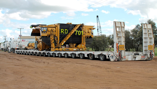 Mega movers rely on Drake - Trailer Magazine