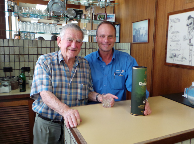 Tieman congratulates Mark Nelson on 40 years of service - Trailer Magazine