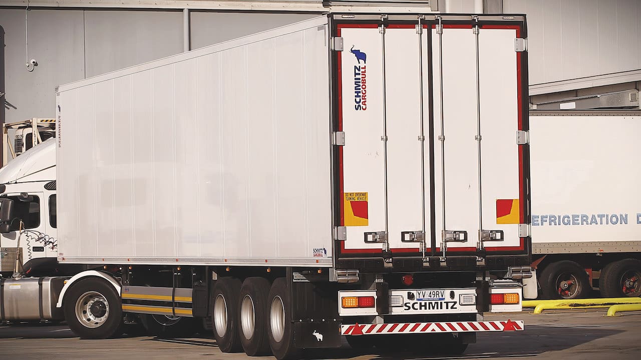 Hub Link Transport presses on with Schmitz Cargobull orders - Trailer ...