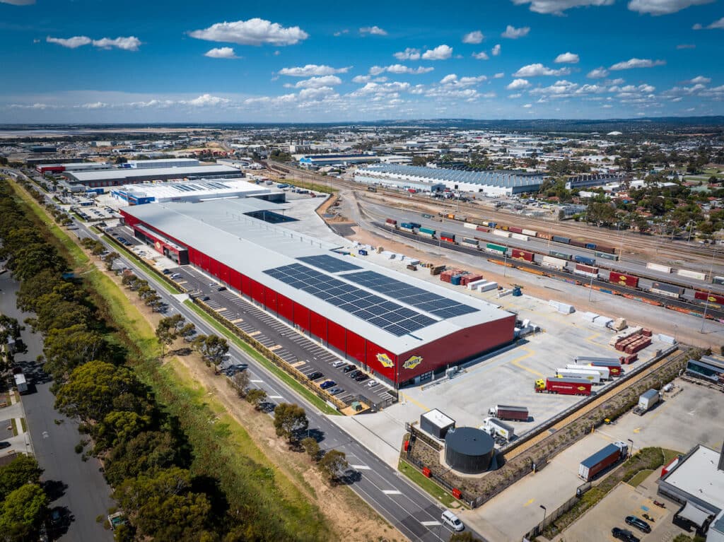 Linfox launches new Adelaide Freight Terminal Facility - Trailer Magazine