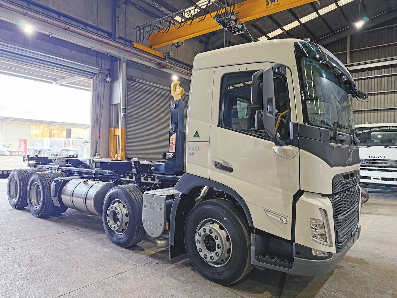 BTE to distribute Hyva hookloaders in JOST agreement - Trailer Magazine